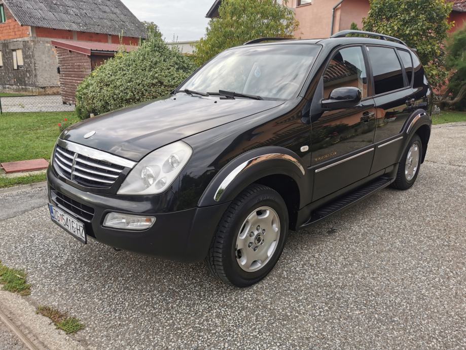 Ssang Yong Rexton 270 XDi KFUL OPREMA KREDIT-KARTICE ODLIČAN, 2006 god.