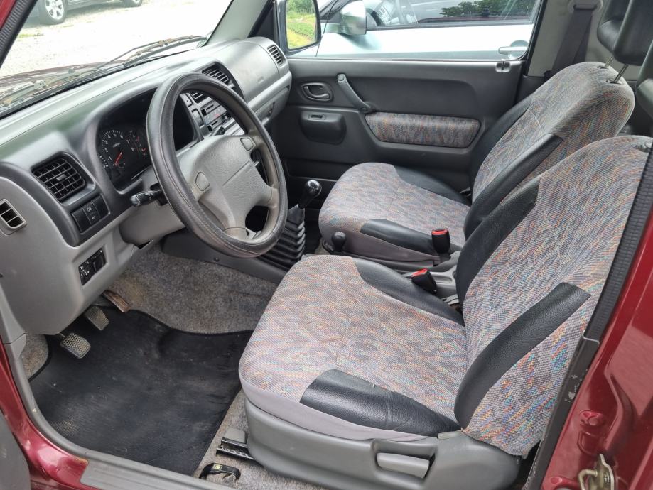 Suzuki Jimny 1,3 - 4×4 -- 164 000 KM -- Kupljen nov u HR **KLIMA ...
