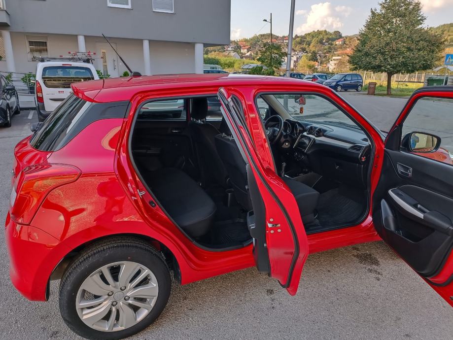 Suzuki Swift HB 1.2 hybrid 4WD 4x4, 2020 god.