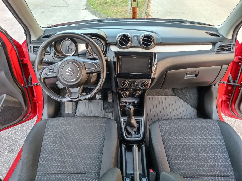 Suzuki Swift HB 1.2 hybrid 4WD 4x4, 2020 god.