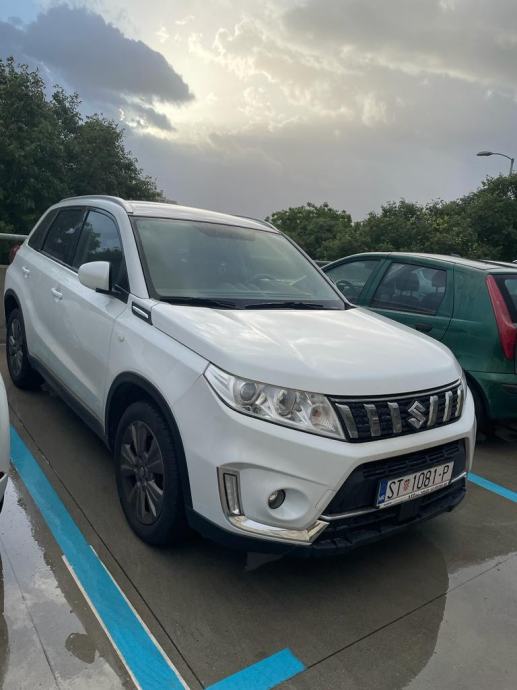Suzuki Vitara 1,0 automatik, 32 000 km, kao novi!, 2019 god.
