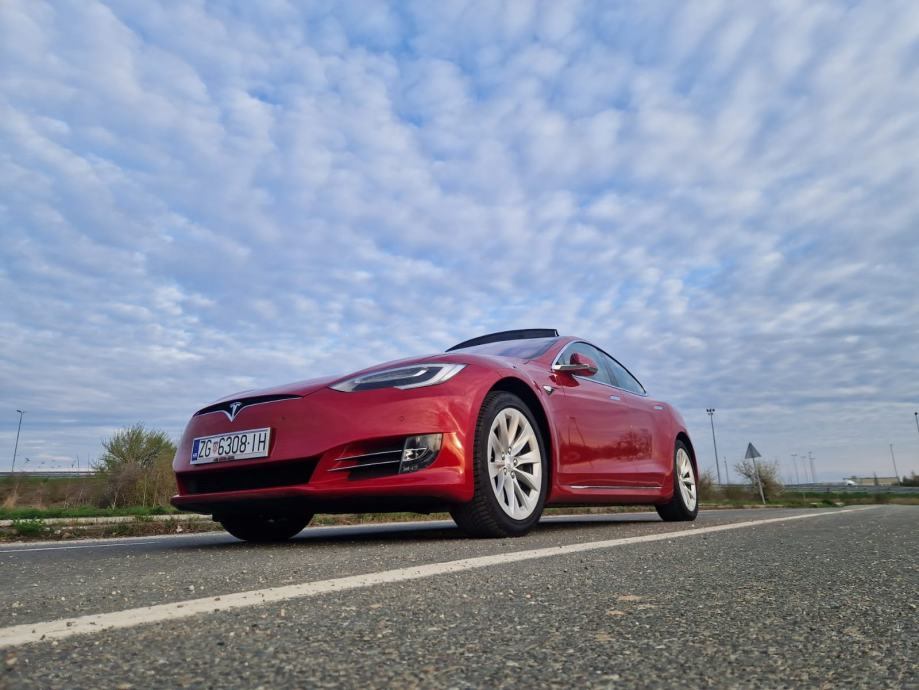 Tesla Model S 100D 100 KWh, 2017 god.