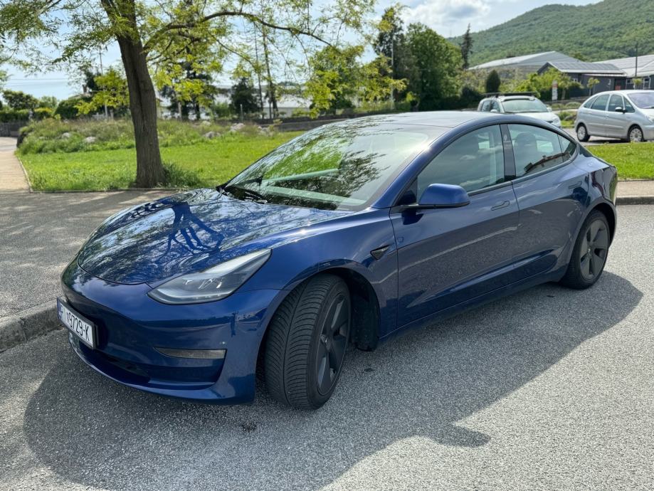 Tesla Model 3 Long Range AWD + Enhanced Autopilot, 2021 god.