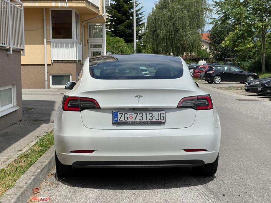 Tesla Model 3 S+, autopilot, domet 400 km, full oprema. U pdv-u, 2020 god.