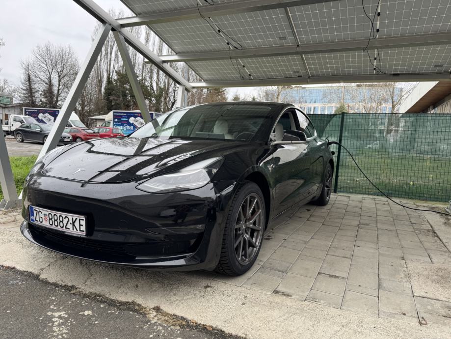 Tesla Model 3 RWD 60kwh autopilot, puno opreme. Garancija. U pdvu, 2020 ...
