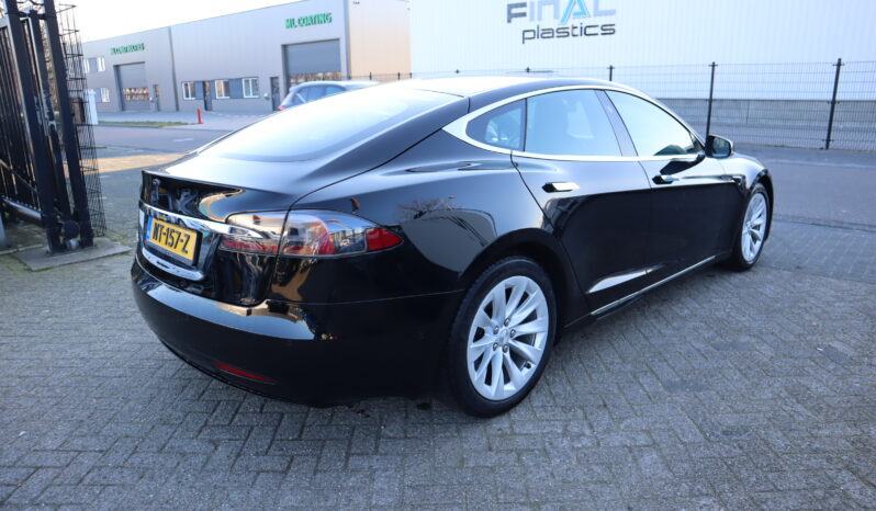 Tesla Model S 60, 2017 god.