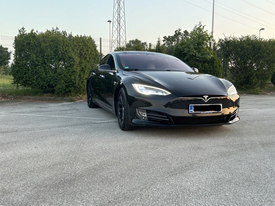 Tesla Model S90D Besplati Supercharger, autopilot, 2017 god.
