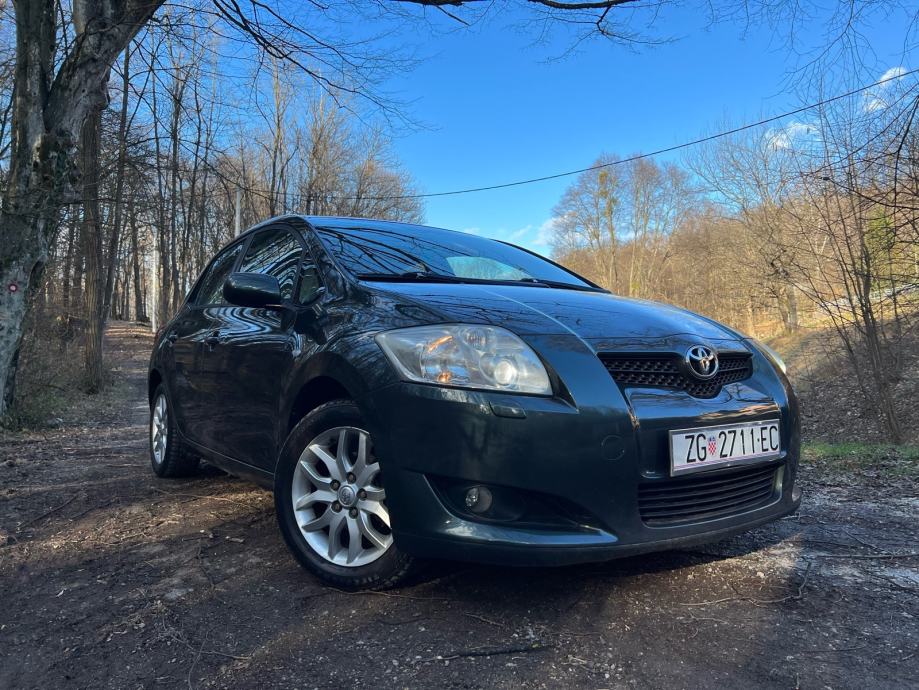 Toyota Auris 1,6 VVT-i Sol automatik, 2007 god.