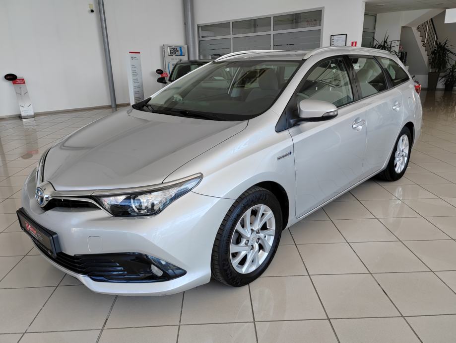 TOYOTA AURIS TS HSD STYLE HYBRID, HR AUTO, 1 VL. SERVISNA KNJIŽICA !!, 2015 god.