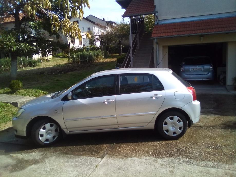 Toyota Corolla 1.4, 2003 god.