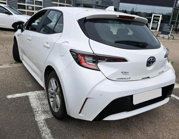 Toyota Corolla 1.8 Hybrid 122 KS Automatik ,Luna-Novi Model, 2021 god.