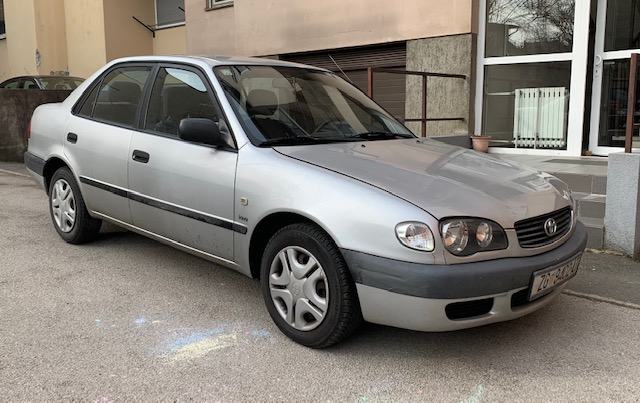 Toyota Corolla Linea Terra, 2001 god.