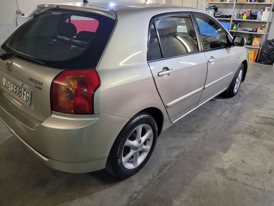 Toyota Corolla Luna HB 1.4 D4D, 2005 god.