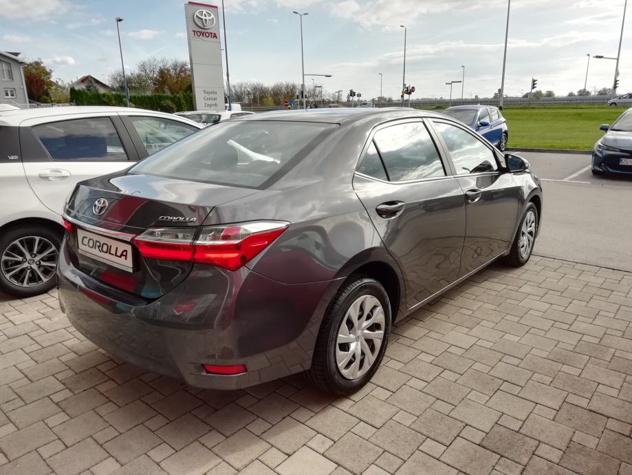 TOYOTA COROLLA SD LUNA 1.4D4D, 2017 god.