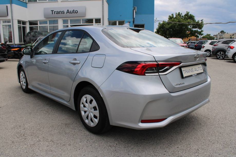 Toyota Corolla Sedan 1 5 VVT i 2022 God Toyota Corolla Sedan 1 5 VVT i 2022 God