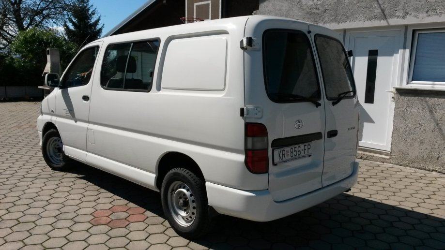 Toyota Hiace Kombi LWB 2,5 D-4D HP, 2008 god.