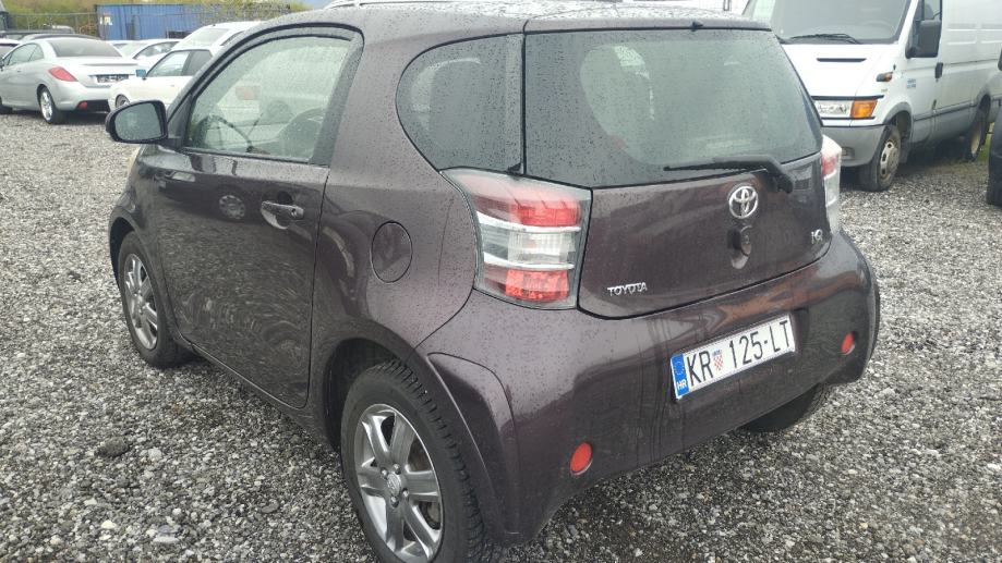 Toyota iQ 1,0 VVT-i, 2009 god.