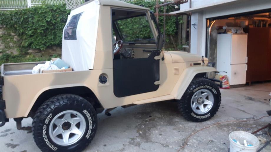 Toyota Land Cruiser Delta mini cruser, 1982 god.