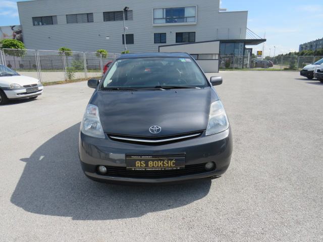 Toyota Prius 1,5 VVT-i *HYBRID SYNERGY DRIVE*, 2008 god.