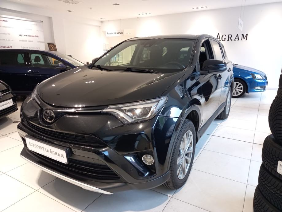 Toyota RAV4 2,0 D-4D EXECUTIVE *ALU*NAVI*BI-XENON*KAMERA*143 ks, 2016 god.