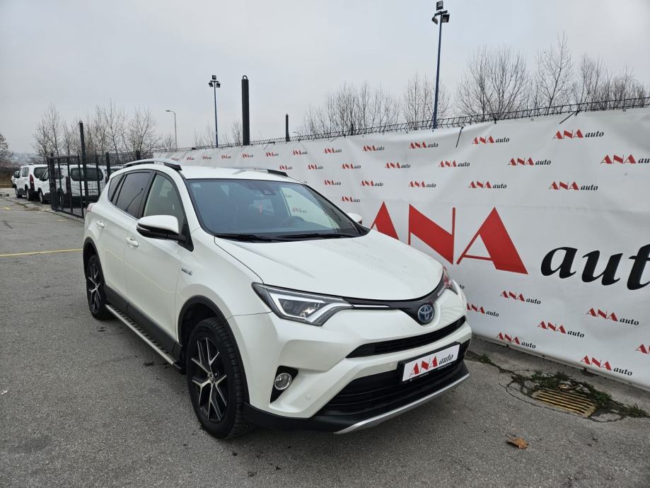 Toyota RAV4 2,5 HYBRID, 2016 god.