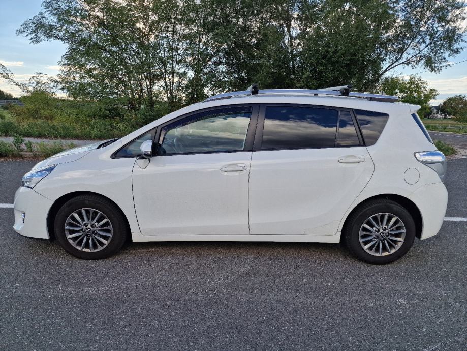 Toyota Verso 1,6 D-4D, 91000 km, 1.Ruka,Reg do 5/25,Garancija, 2018 god.