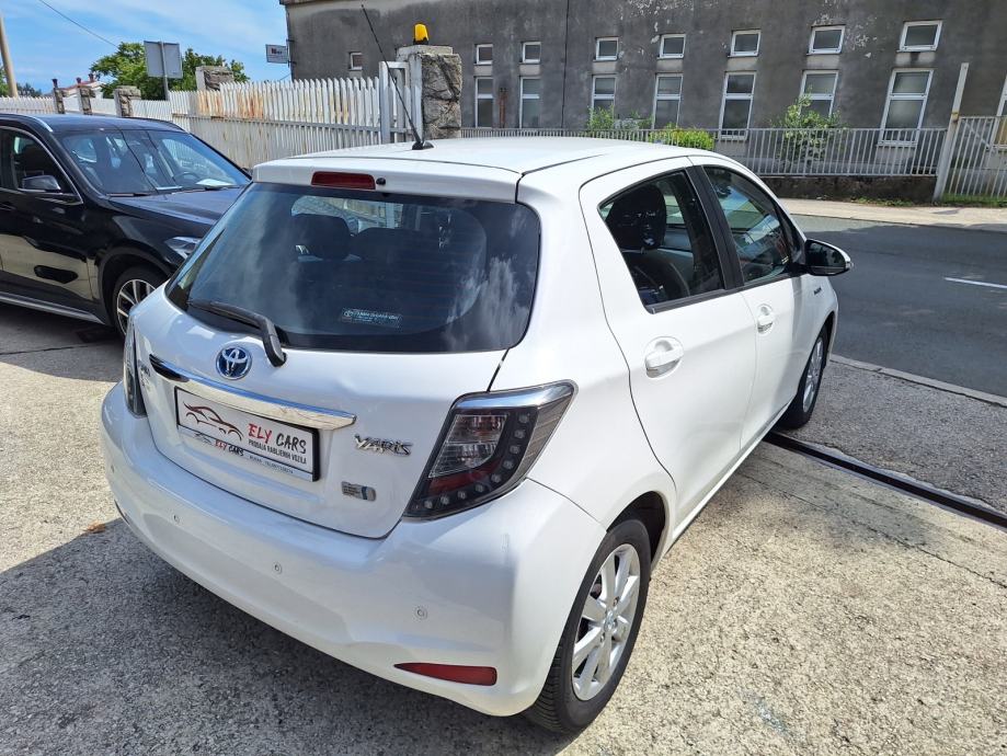 Toyota Yaris 1,5 VVT-i Sol automatik (REZERVIRAN, 2014 god.