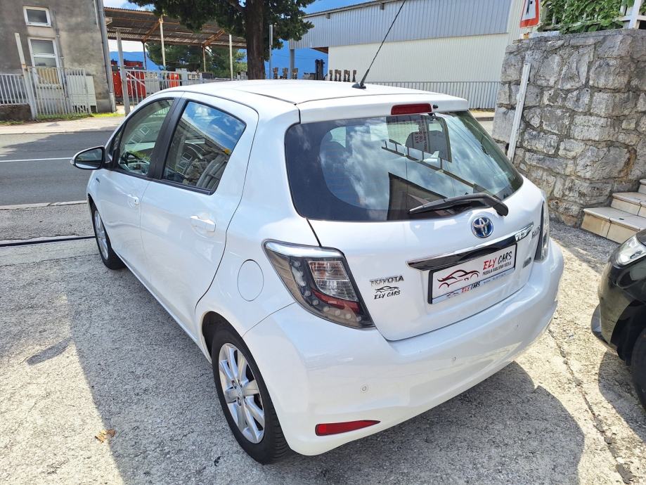 Toyota Yaris 1,5 VVT-i Sol automatik (REZERVIRAN, 2014 god.