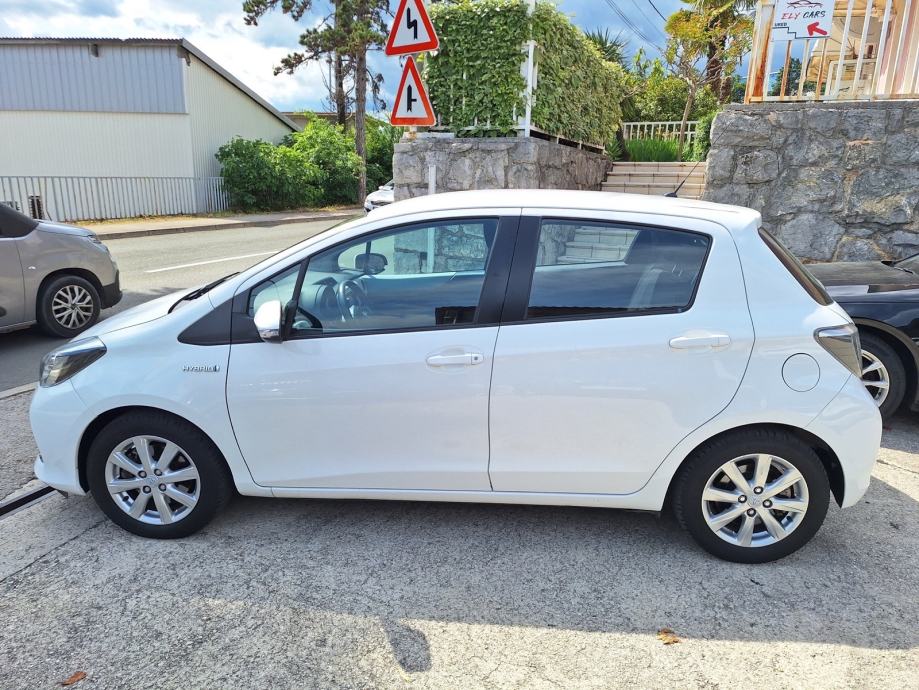 Toyota Yaris 1,5 VVT-i Sol automatik (REZERVIRAN, 2014 god.
