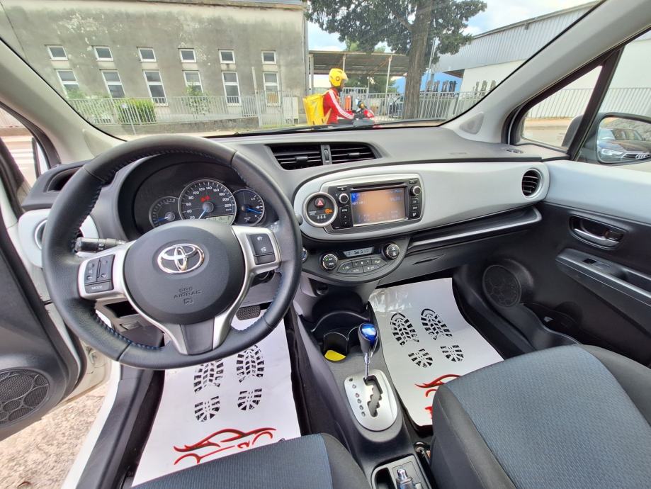 Toyota Yaris 1,5 VVT-i Sol automatik (REZERVIRAN, 2014 god.