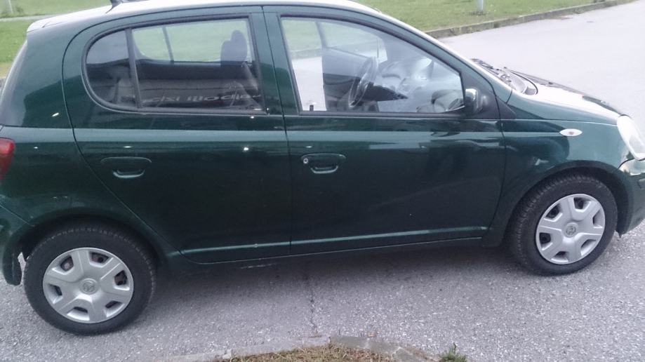 Toyota Yaris, 2004 god.