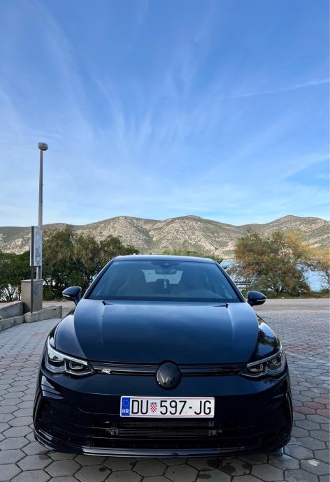 VOLKSWAGEN GOLF 2.0 TDI DSG R-Line, 2022 god.