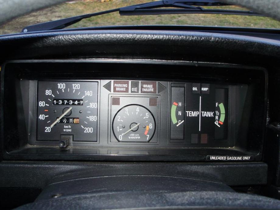 Volvo 244 DL/79 stara linija, može zamjena, 1979 god.