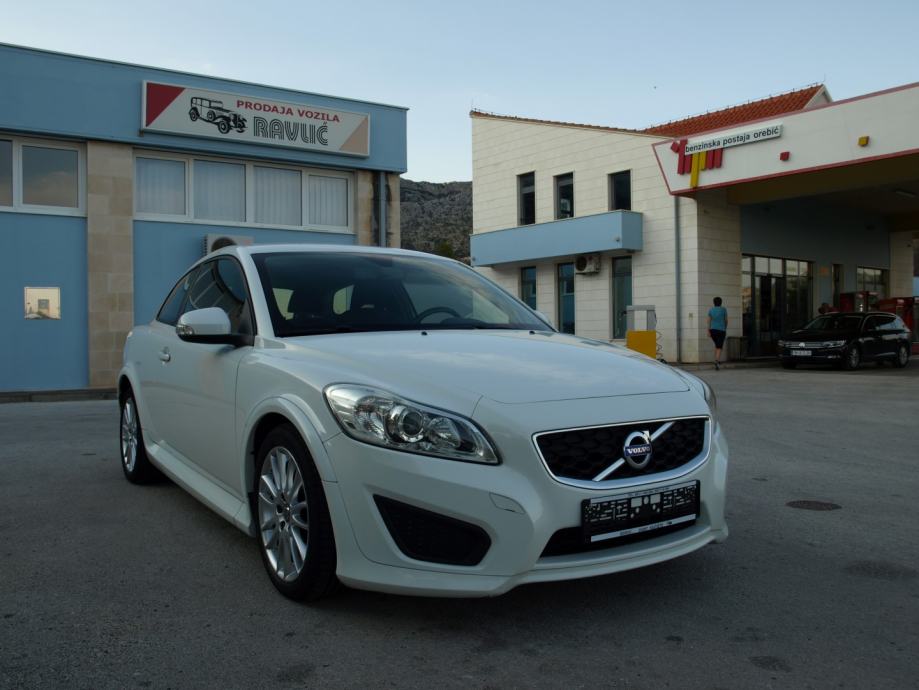 Volvo C30 1,6d R-LINE ksenon, servisna knjiga, 2010 god.