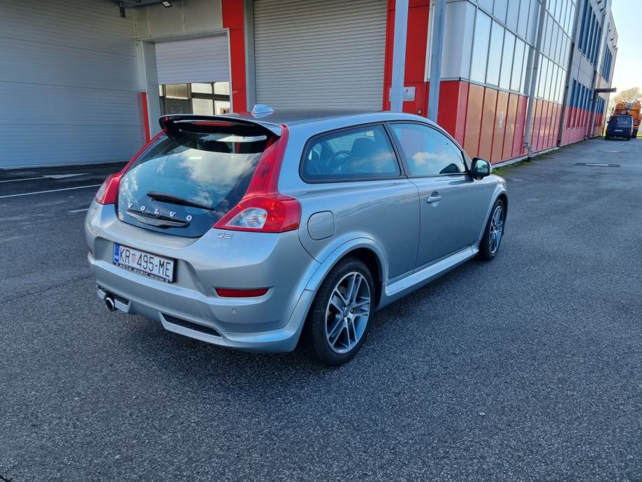 Volvo C30 D2 R-Design Volvo On Call - Vebasto, 2011 god.