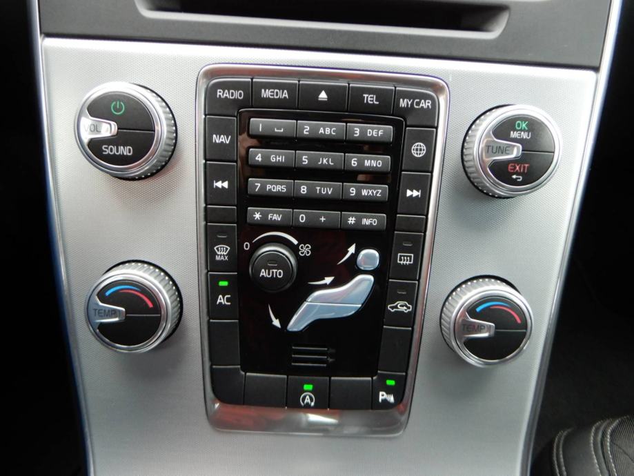 Volvo S60 2.0d Momentum *NAVIGACIJA*, 2017 god.