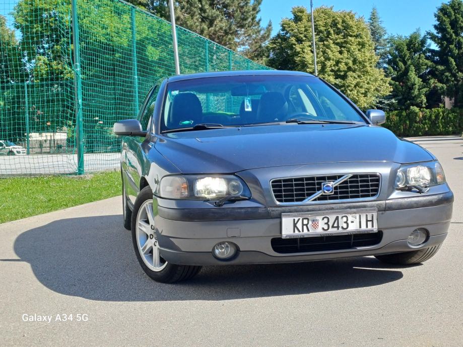 Volvo S60 2,5 T plin, reg god dana, 2004 god.