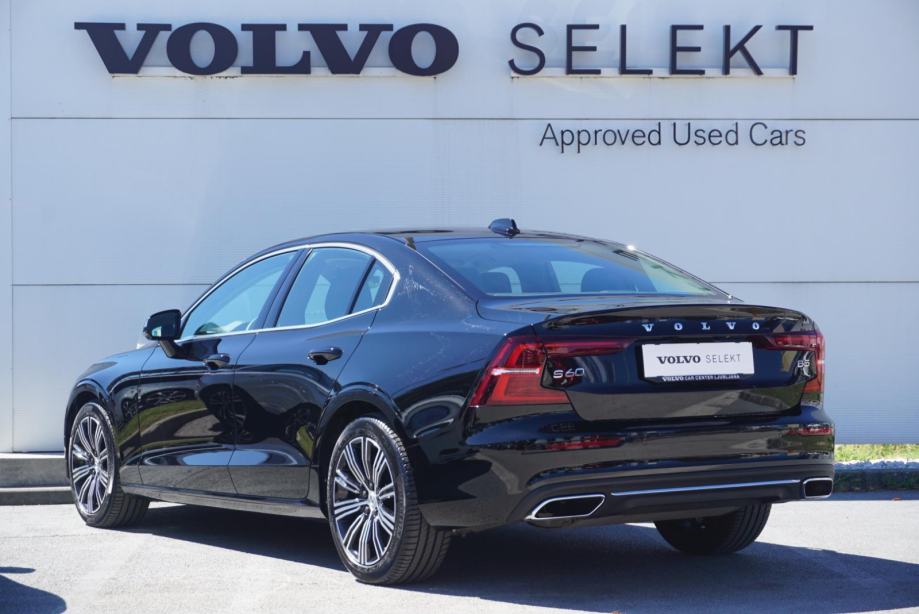 Volvo S60 B5 Benz. Inscription AT, 2021 god.