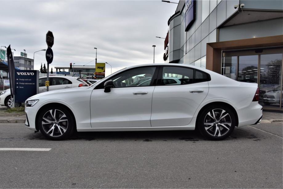 Volvo S60 B5 R.DESIGN AUT., 2021 god.