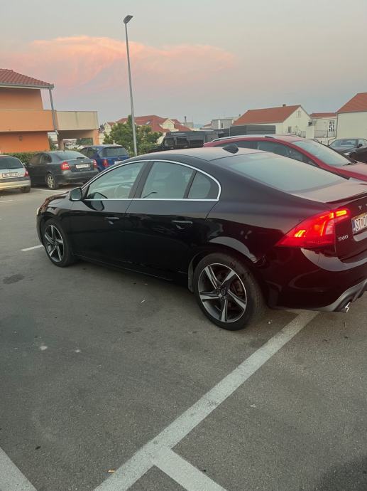 Volvo S60 D2 R-DESIGN, 2015 god.