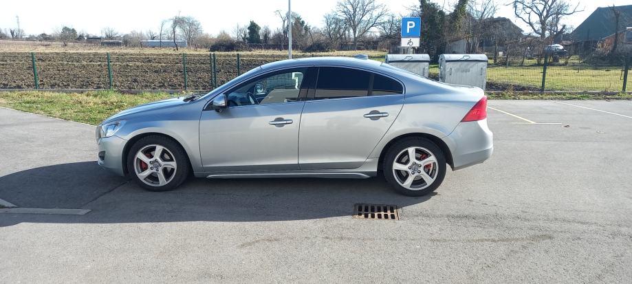 VOLVO S60 D3 163KS, automatik, motor redni petak, car vertical report ...