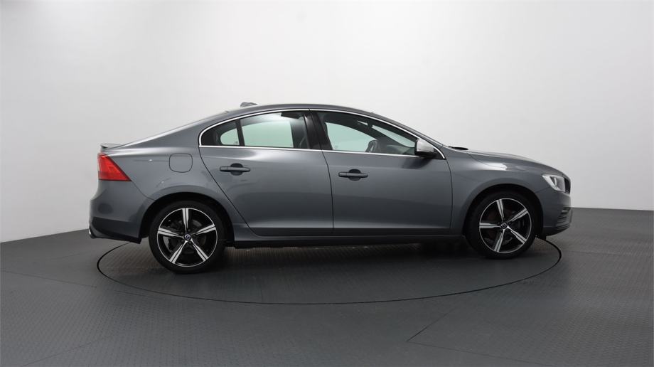 Volvo S60 D2 R-Design, 2016 god.