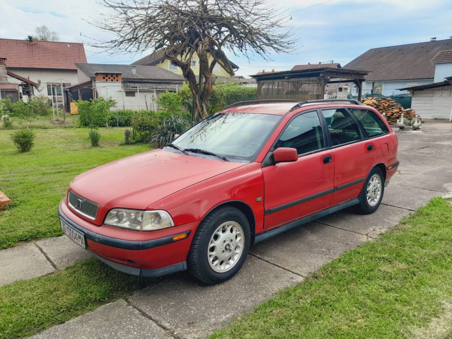 Volvo V40 1,9 TD, 2000 god.