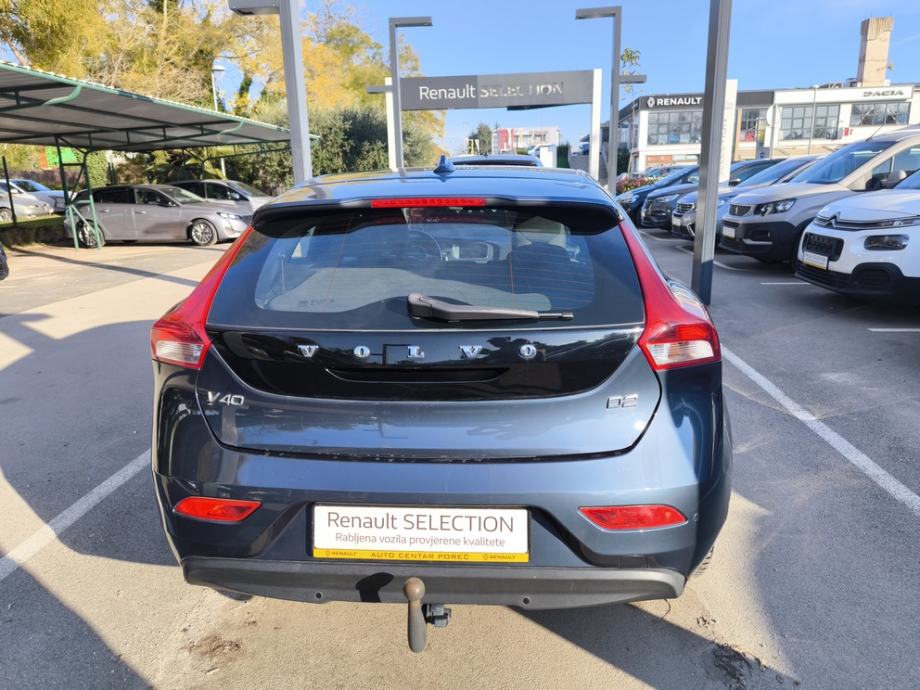 Volvo V40 D2 Momentum, 2018 god.