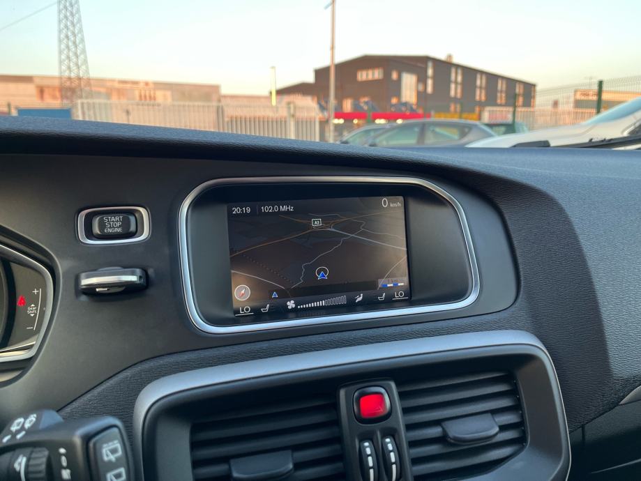 Volvo V40 D2 navigacija | grijanje sjedala | 90000 km, 2014 god.
