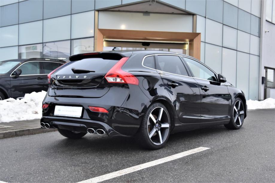 Volvo V40 D2 R-DESIGN, 2015 god.