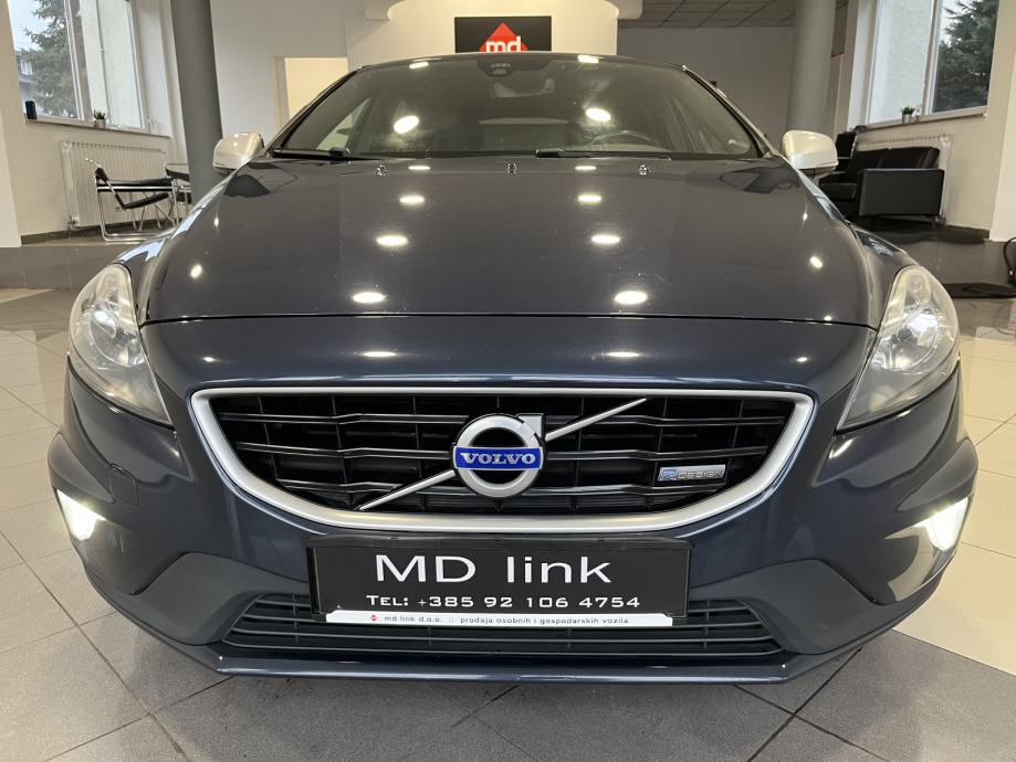 Volvo V40 D2 R-Design, 2015 god.