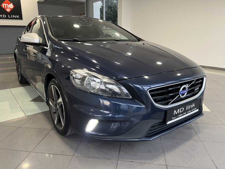 Volvo V40 D2 R-Design, 2015 god.