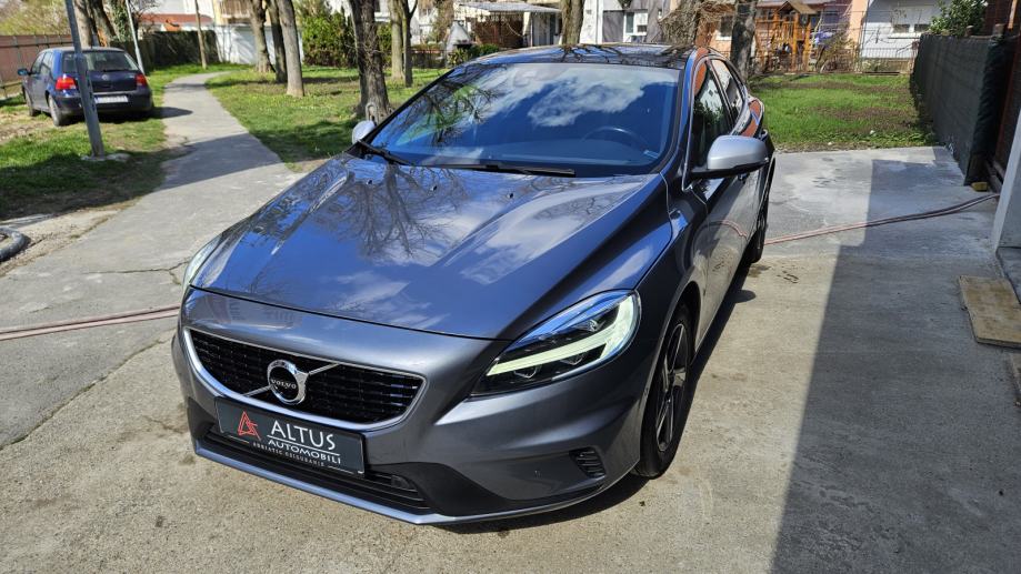 PRODANO! Volvo V40 D3 R-design Sport 150KS |2018| LED | PANO | kamera ...