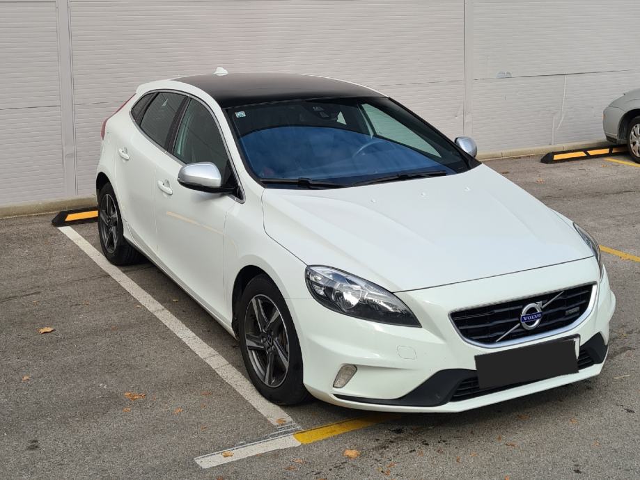 Volvo V40 D4 R - Design, 2014 god.